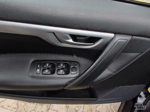 Black Volvo XC70 2007 in Vilnius, with an engine capacity of 2.40 L and mileage of 315 thousand km for 4580 €, photo 39 on AUTOMOTO.COM.LV