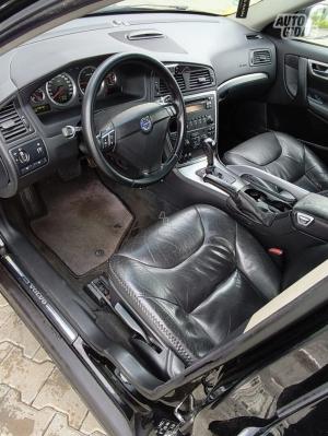 Black Volvo XC70 2007 in Vilnius, with an engine capacity of 2.40 L and mileage of 315 thousand km for 4580 €, photo 41 on AUTOMOTO.COM.LV