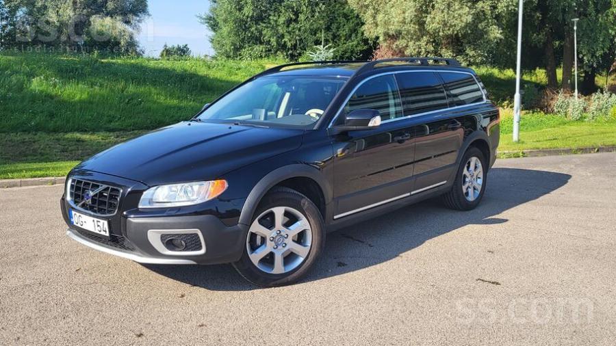 Melns Volvo XC70 2008 Rīga, ar dzinēja tilpumu 2.40 L un nobraukumu 126 tūkst. km par 10850 €, foto 3 vietnē AUTOMOTO.COM.LV