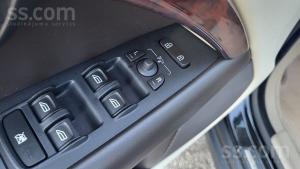 Melns Volvo XC70 2008 Rīga, ar dzinēja tilpumu 2.40 L un nobraukumu 126 tūkst. km par 10850 €, foto 8 vietnē AUTOMOTO.COM.LV