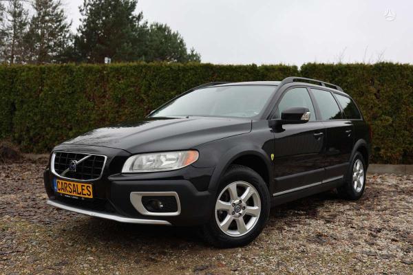 Black Volvo XC70 2008 in Alytus, with an engine capacity of 2.40 L and mileage of 289 thousand km for 5950 €, photo 1 on AUTOMOTO.COM.LV
