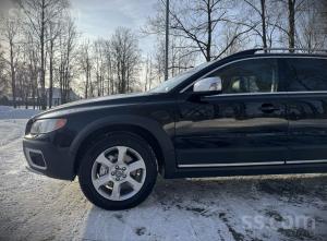 Melns Volvo XC70 2008 Rīga, ar dzinēja tilpumu 2.40 L un nobraukumu 338 tūkst. km par 6990 €, foto 8 vietnē AUTOMOTO.COM.LV