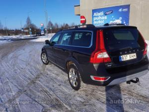 Black Volvo XC70 2008 in Rapla, with an engine capacity of 2.40 L and mileage of 325 thousand km for 6000 €, photo 3 on AUTOMOTO.COM.LV