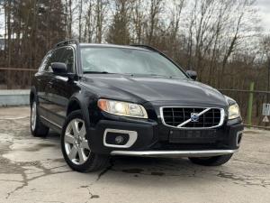 Black Volvo XC70 2008 in Vilnius, with an engine capacity of 2.40 L and mileage of 287 thousand km for 5800 €, photo 9 on AUTOMOTO.COM.LV
