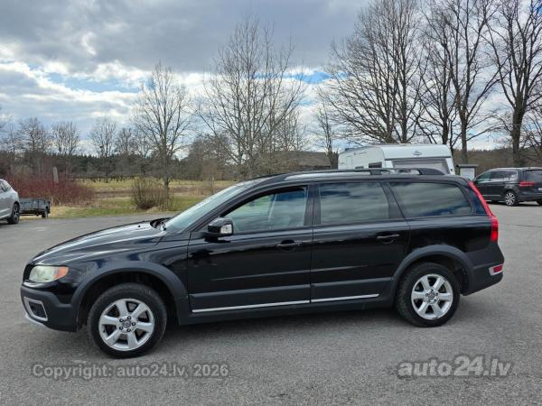 Melns Volvo XC70 2008 Tallina, ar dzinēja tilpumu 2.40 L un nobraukumu 259 tūkst. km par 6499 €, foto 4 vietnē AUTOMOTO.COM.LV