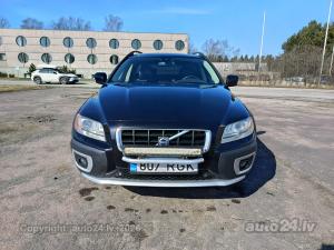 Black Volvo XC70 2008 in Tallinn, with an engine capacity of 2.40 L and mileage of 251 thousand km for 6900 €, photo 3 on AUTOMOTO.COM.LV