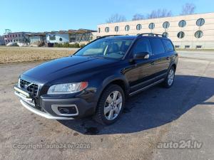 Black Volvo XC70 2008 in Tallinn, with an engine capacity of 2.40 L and mileage of 251 thousand km for 6900 €, photo 4 on AUTOMOTO.COM.LV