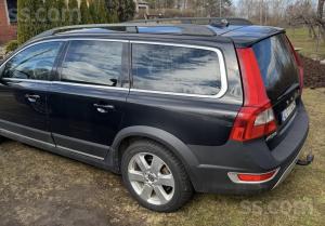 Melns Volvo XC70 2008 Cēsis, ar dzinēja tilpumu 2.40 L un nobraukumu 313 tūkst. km par 4800 €, foto 5 vietnē AUTOMOTO.COM.LV
