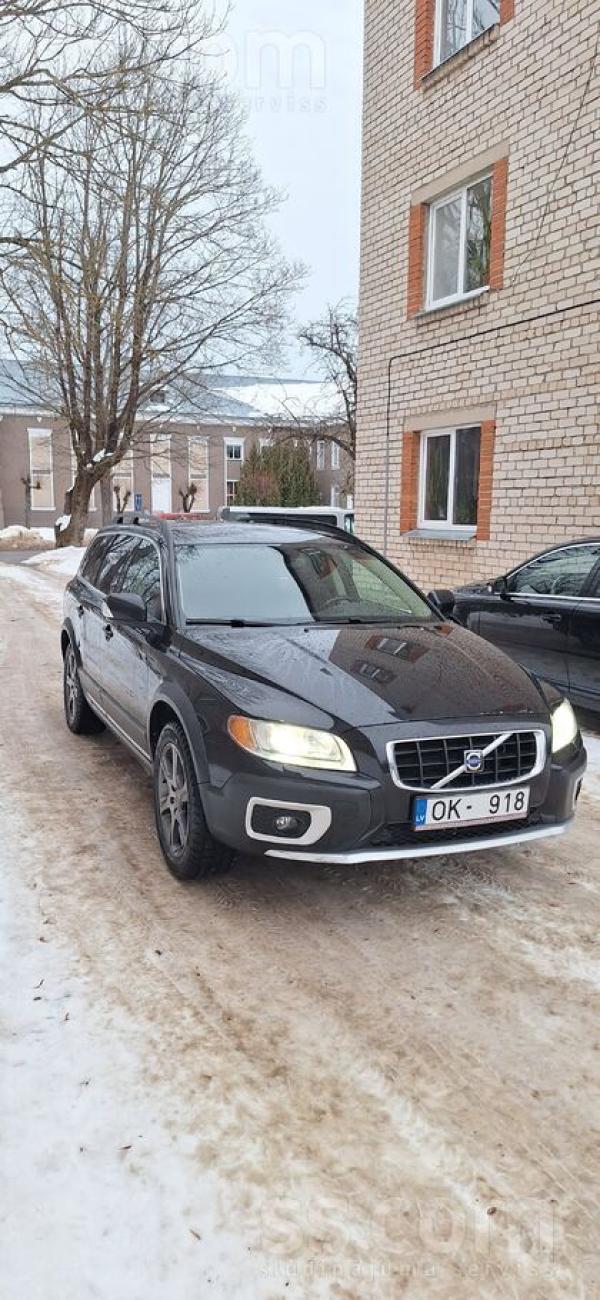 Melns Volvo XC70 2008 Rēzekne, ar dzinēja tilpumu 2.40 L un nobraukumu 233 tūkst. km par 6399 €, foto 1 vietnē AUTOMOTO.COM.LV