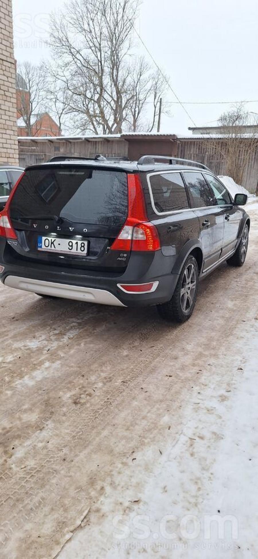 Melns Volvo XC70 2008 Rēzekne, ar dzinēja tilpumu 2.40 L un nobraukumu 233 tūkst. km par 6399 €, foto 11 vietnē AUTOMOTO.COM.LV