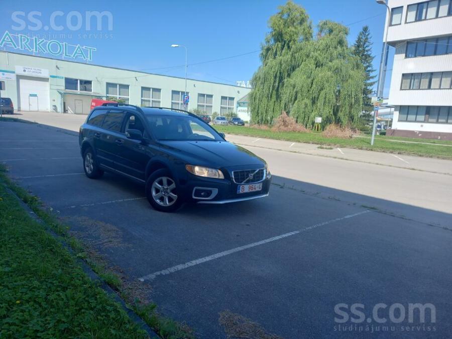 Melns Volvo XC70 2008 Rīga, ar dzinēja tilpumu 2.40 L un nobraukumu 0 tūkst. km par 6000 €, foto 3 vietnē AUTOMOTO.COM.LV