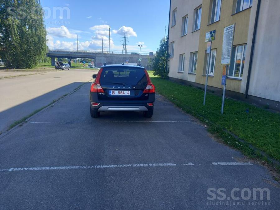 Melns Volvo XC70 2008 Rīga, ar dzinēja tilpumu 2.40 L un nobraukumu 0 tūkst. km par 6000 €, foto 7 vietnē AUTOMOTO.COM.LV
