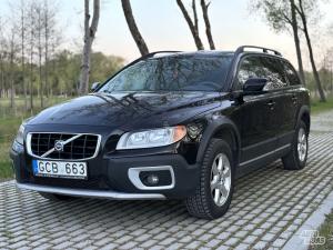 Melns Volvo XC70 2008 Ukmergė, ar dzinēja tilpumu 2.40 L un nobraukumu 392 tūkst. km par 4600 €, foto  vietnē AUTOMOTO.COM.LV
