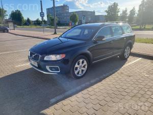 Melns Volvo XC70 2008 Rēzekne, ar dzinēja tilpumu 2.40 L un nobraukumu 407 tūkst. km par 4650 €, foto  vietnē AUTOMOTO.COM.LV