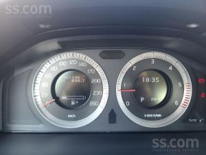 Melns Volvo XC70 2008 Rēzekne, ar dzinēja tilpumu 2.40 L un nobraukumu 407 tūkst. km par 4650 €, foto 11 vietnē AUTOMOTO.COM.LV