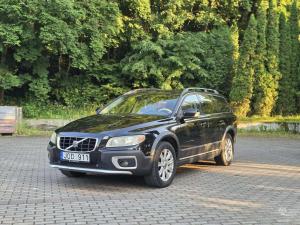 Melns Volvo XC70 2008 Viļņa, ar dzinēja tilpumu 2.40 L un nobraukumu 460 tūkst. km par 3700 €, foto  vietnē AUTOMOTO.COM.LV
