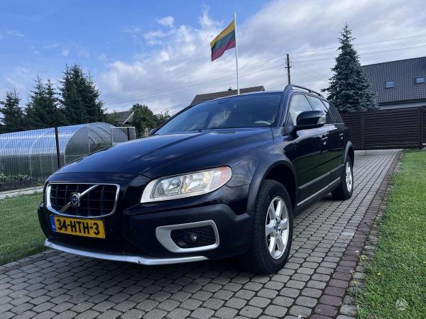Black Volvo XC70 2008 in Vievis, with an engine capacity of 2.40 L and mileage of 307 thousand km for 5300 €, photo 2 on AUTOMOTO.COM.LV