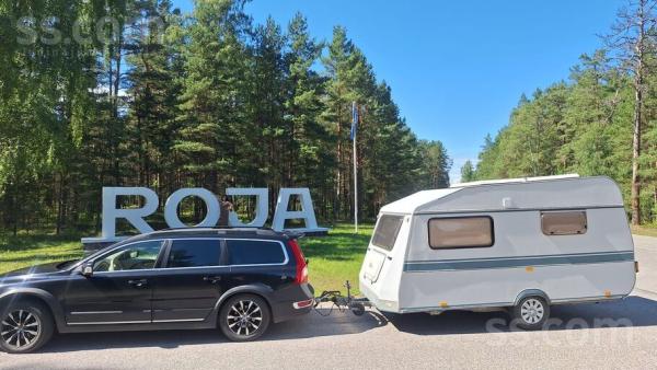 Melns Volvo XC70 2008 Rīga, ar dzinēja tilpumu 2.40 L un nobraukumu 435 tūkst. km par 5400 €, foto 9 vietnē AUTOMOTO.COM.LV