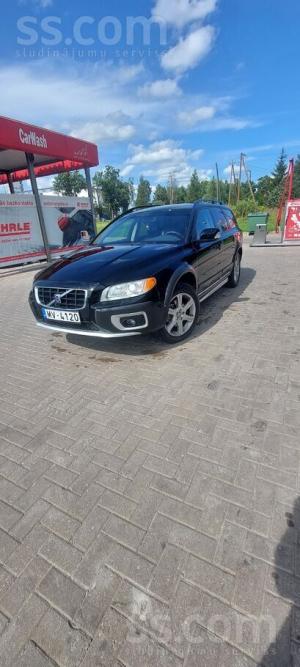 Melns Volvo XC70 2008 Rēzekne, ar dzinēja tilpumu 2.40 L un nobraukumu 377 tūkst. km par 5500 €, foto  vietnē AUTOMOTO.COM.LV