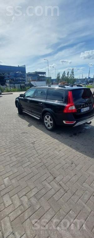 Melns Volvo XC70 2008 Rēzekne, ar dzinēja tilpumu 2.40 L un nobraukumu 377 tūkst. km par 5500 €, foto 7 vietnē AUTOMOTO.COM.LV