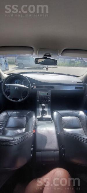 Melns Volvo XC70 2008 Rēzekne, ar dzinēja tilpumu 2.40 L un nobraukumu 377 tūkst. km par 5500 €, foto 8 vietnē AUTOMOTO.COM.LV