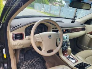 Melns Volvo XC70 2008 Rīga, ar dzinēja tilpumu 2.40 L un nobraukumu 435 tūkst. km par 4750 €, foto 7 vietnē AUTOMOTO.COM.LV