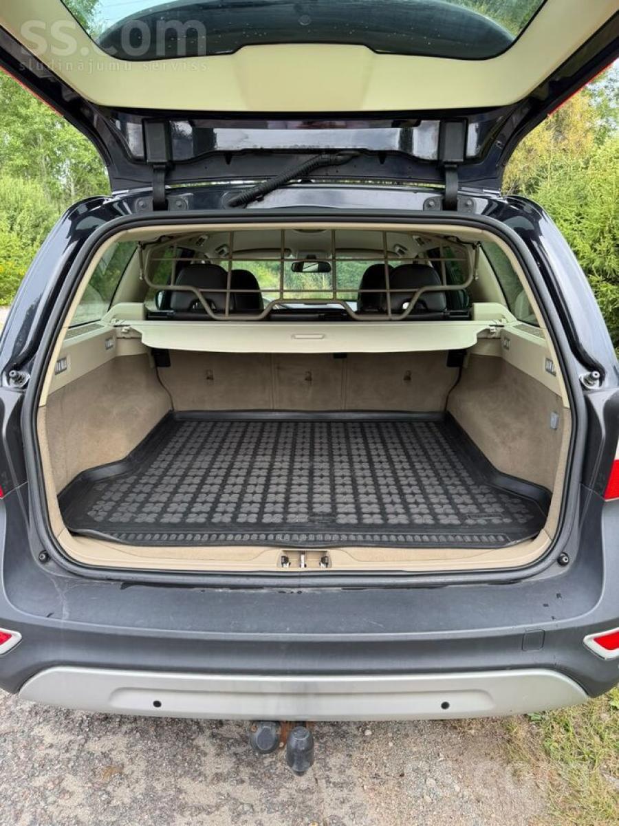Melns Volvo XC70 2008 Aizkraukle, ar dzinēja tilpumu 2.40 L un nobraukumu 397 tūkst. km par 3650 €, foto 14 vietnē AUTOMOTO.COM.LV