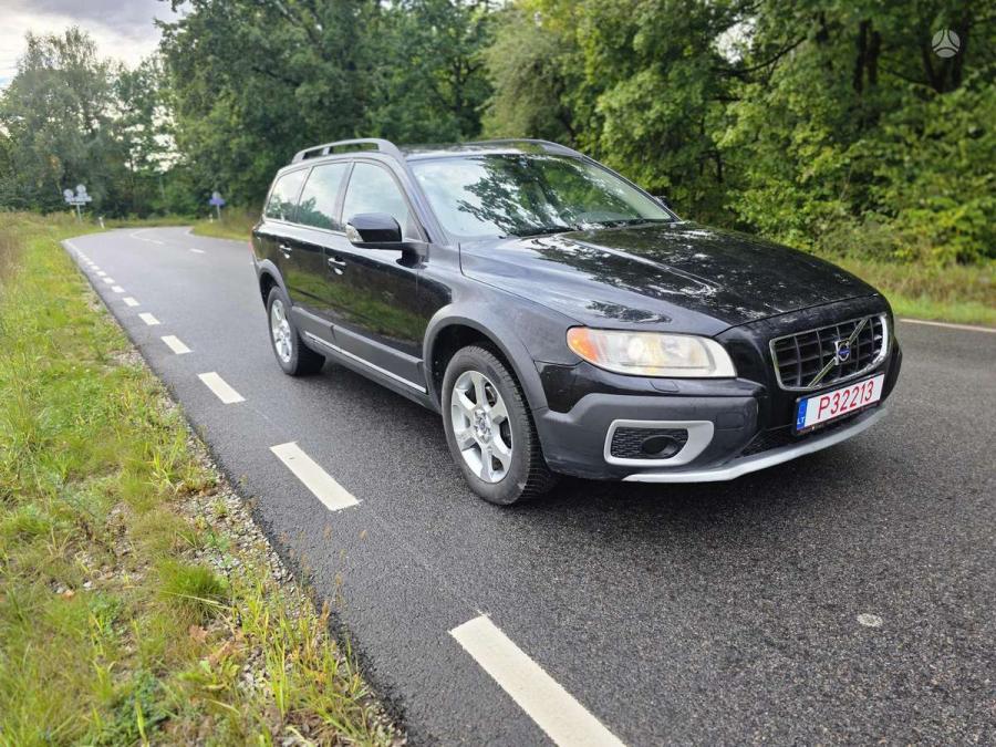 Melns Volvo XC70 2008 Viļņa, ar dzinēja tilpumu 2.40 L un nobraukumu 288 tūkst. km par 6500 €, foto 5 vietnē AUTOMOTO.COM.LV