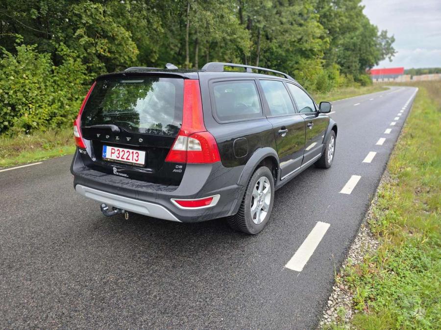 Melns Volvo XC70 2008 Viļņa, ar dzinēja tilpumu 2.40 L un nobraukumu 288 tūkst. km par 6500 €, foto 9 vietnē AUTOMOTO.COM.LV