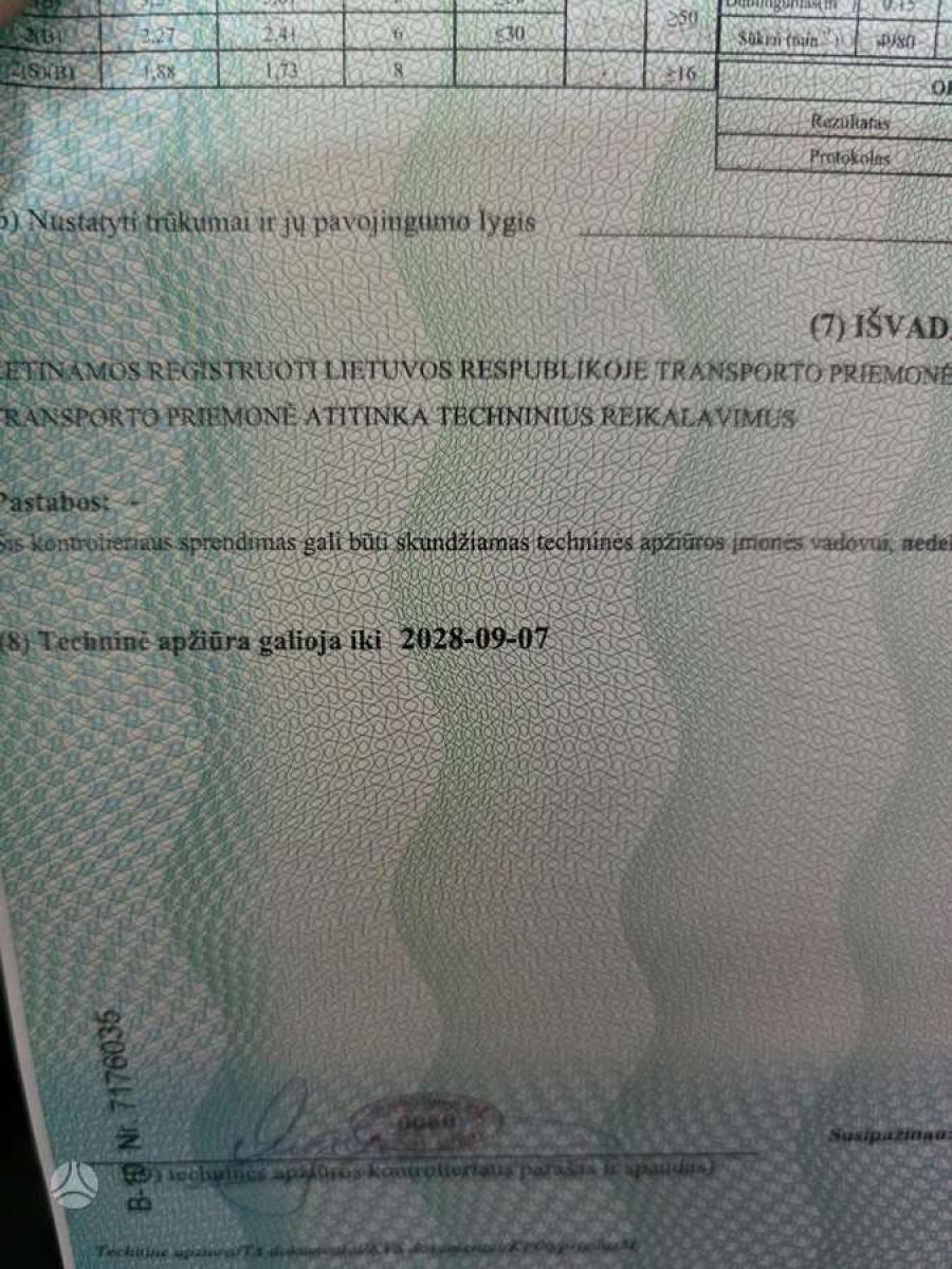 Melns Volvo XC70 2008 Viļņa, ar dzinēja tilpumu 2.40 L un nobraukumu 288 tūkst. km par 6500 €, foto 22 vietnē AUTOMOTO.COM.LV