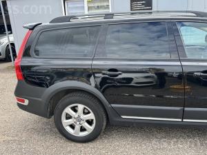 Melns Volvo XC70 2008 Daugavpils, ar dzinēja tilpumu 2.40 L un nobraukumu 0 tūkst. km par 6350 €, foto 9 vietnē AUTOMOTO.COM.LV