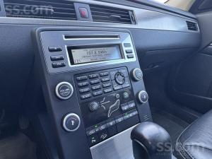 Melns Volvo XC70 2008 Daugavpils, ar dzinēja tilpumu 2.40 L un nobraukumu 0 tūkst. km par 6350 €, foto 21 vietnē AUTOMOTO.COM.LV