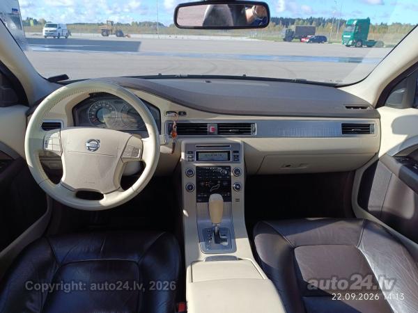 Volvo XC70 2008 Tallina vietnē Melns Volvo XC70 2008 Tallina, ar dzinēja tilpumu 2.40 L un nobraukumu 390 tūkst. km par 6799 €, foto 11 vietnē AUTOMOTO.COM.LV