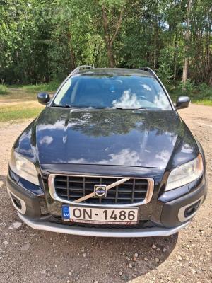 Black Volvo XC70 2008 in Daugavpils, with an engine capacity of 2.40 L and mileage of 423 thousand km for 5100 €, photo  on AUTOMOTO.COM.LV