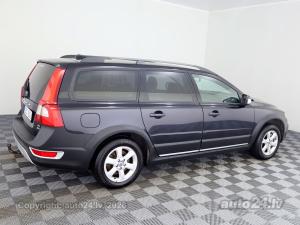 Melns Volvo XC70 2008 Tallina, ar dzinēja tilpumu 2.40 L un nobraukumu 332 tūkst. km par 2799 €, foto 4 vietnē AUTOMOTO.COM.LV
