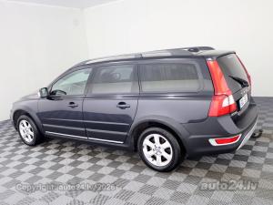 Melns Volvo XC70 2008 Tallina, ar dzinēja tilpumu 2.40 L un nobraukumu 332 tūkst. km par 2799 €, foto 5 vietnē AUTOMOTO.COM.LV