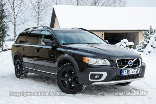 Black Volvo XC70 2009 in Paide, with an engine capacity of 2.40 L and mileage of 311 thousand km for 6990 €, photo 1 on AUTOMOTO.COM.LV