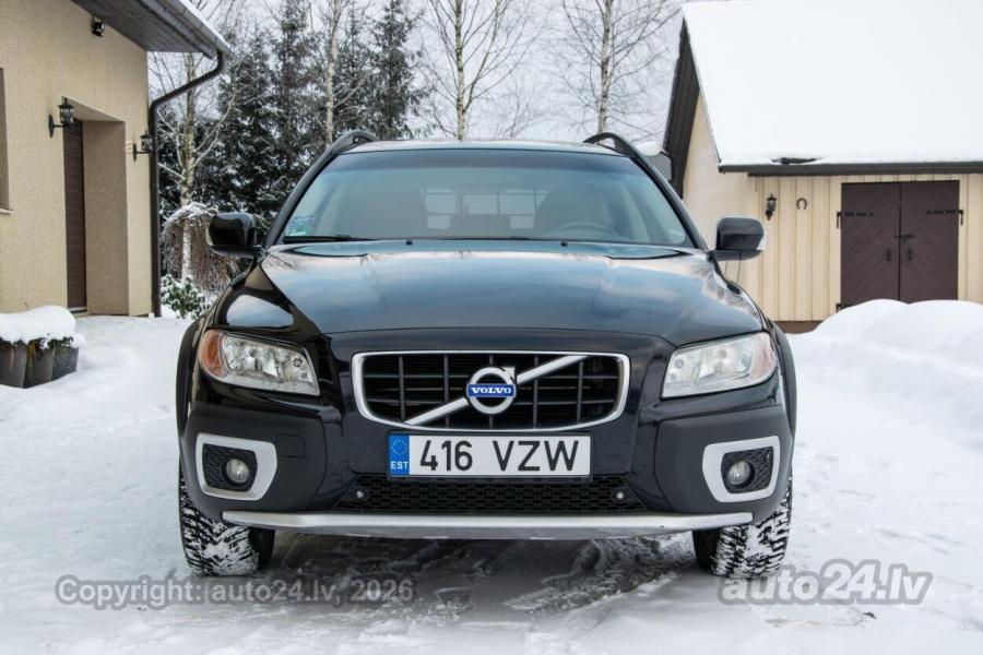 Melns Volvo XC70 2009 Paide, ar dzinēja tilpumu 2.40 L un nobraukumu 311 tūkst. km par 6990 €, foto 2 vietnē AUTOMOTO.COM.LV