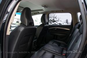 Melns Volvo XC70 2009 Paide, ar dzinēja tilpumu 2.40 L un nobraukumu 311 tūkst. km par 6990 €, foto 9 vietnē AUTOMOTO.COM.LV