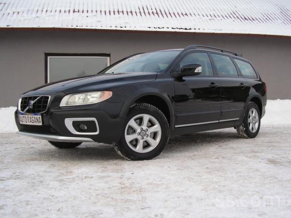 Black Volvo XC70 2009 in Riga, with an engine capacity of 2.40 L and mileage of 0 thousand km for 8350 €, photo 2 on AUTOMOTO.COM.LV