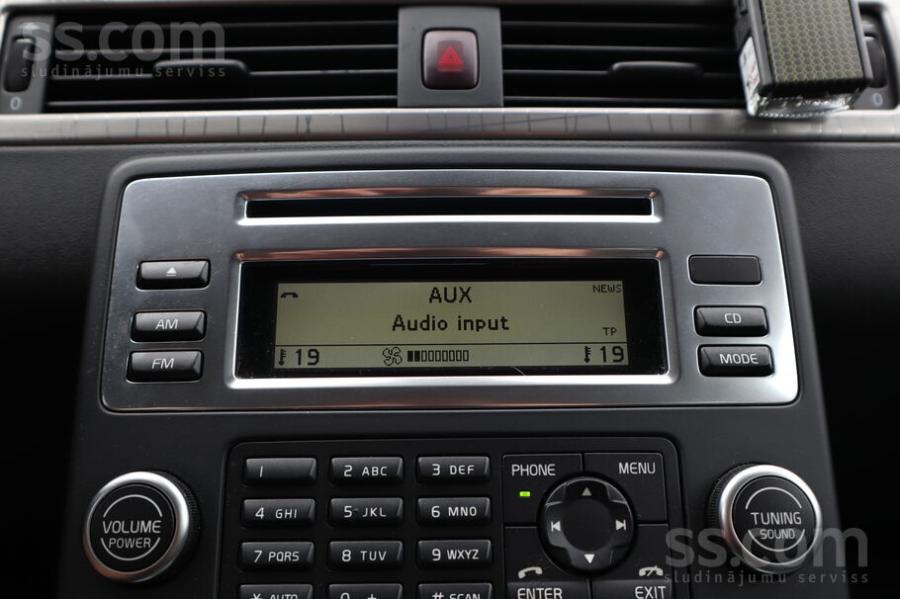 Melns Volvo XC70 2009 Rīga, ar dzinēja tilpumu 2.40 L un nobraukumu 0 tūkst. km par 3990 €, foto 26 vietnē AUTOMOTO.COM.LV