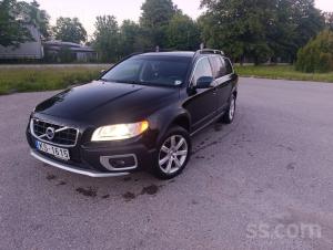 Melns Volvo XC70 2009 Liepāja, ar dzinēja tilpumu 2.40 L un nobraukumu 326 tūkst. km par 3500 €, foto 3 vietnē AUTOMOTO.COM.LV