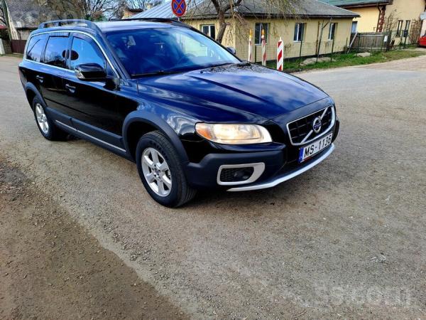 Melns Volvo XC70 2009 Jelgava, ar dzinēja tilpumu 2.40 L un nobraukumu 332 tūkst. km par 6000 €, foto 2 vietnē AUTOMOTO.COM.LV