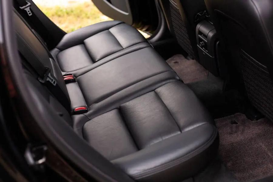 Melns Volvo XC70 2009 Rīga, ar dzinēja tilpumu 2.40 L un nobraukumu 370 tūkst. km par 7495 €, foto 16 vietnē AUTOMOTO.COM.LV