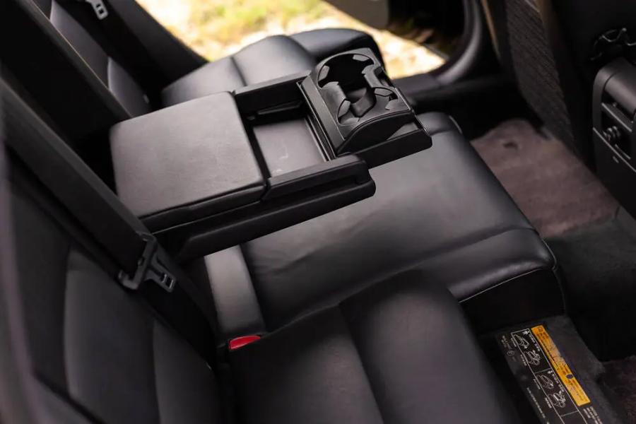 Melns Volvo XC70 2009 Rīga, ar dzinēja tilpumu 2.40 L un nobraukumu 370 tūkst. km par 7495 €, foto 18 vietnē AUTOMOTO.COM.LV