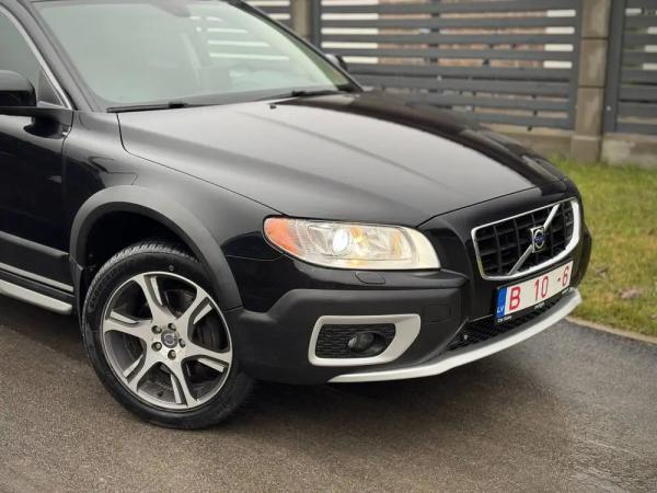 Melns Volvo XC70 2009 Jelgava, ar dzinēja tilpumu 2.40 L un nobraukumu 276 tūkst. km par 7200 €, foto 7 vietnē AUTOMOTO.COM.LV