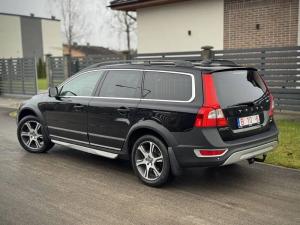 Black Volvo XC70 2009 in Jelgava, with an engine capacity of 2.40 L and mileage of 276 thousand km for 7200 €, photo 4 on AUTOMOTO.COM.LV