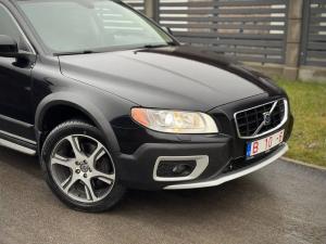 Black Volvo XC70 2009 in Jelgava, with an engine capacity of 2.40 L and mileage of 276 thousand km for 7200 €, photo 8 on AUTOMOTO.COM.LV