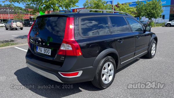 Black Volvo XC70 2009 in Tallinn, with an engine capacity of 2.40 L and mileage of 413 thousand km for 6490 €, photo 2 on AUTOMOTO.COM.LV