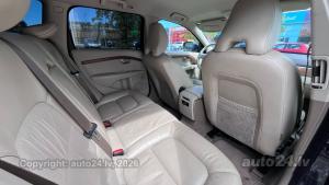 Black Volvo XC70 2009 in Tallinn, with an engine capacity of 2.40 L and mileage of 413 thousand km for 6490 €, photo 12 on AUTOMOTO.COM.LV
